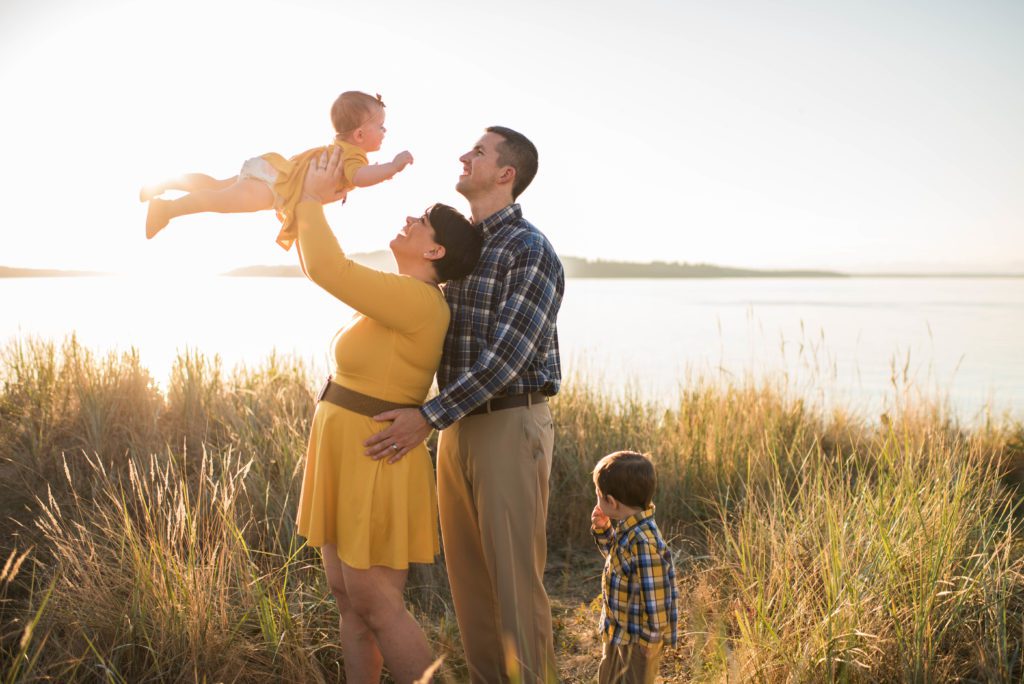 Loewen Family: Tacoma Family Photographer - Emily Hogan Photography ...